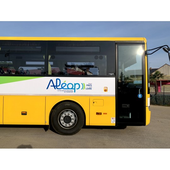 Aléop Scolaire Mercedes-Benz Intouro